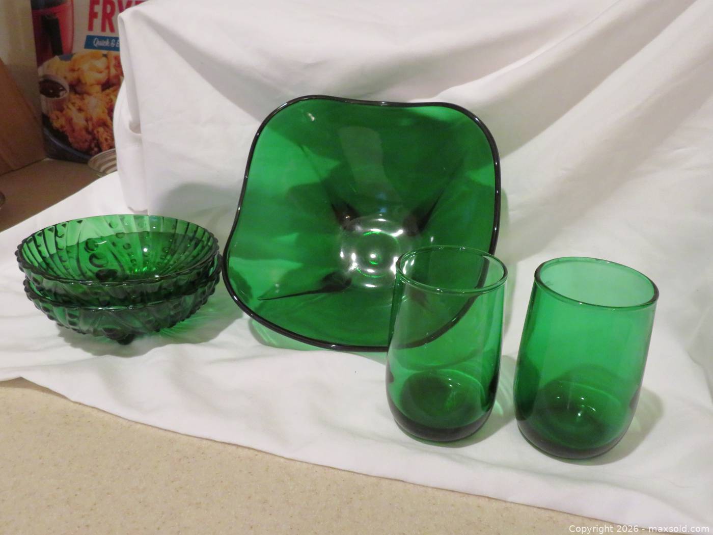 Vintage green glassware set, 5-piece | Maxsold