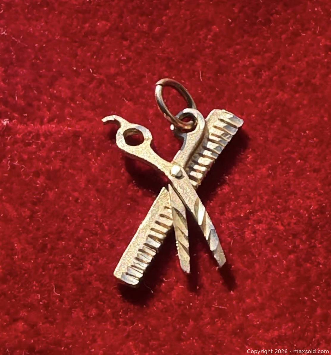 10K gold scissors pendant | Maxsold