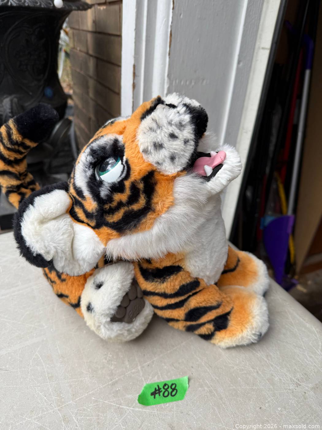 Hasbro FurReal interactive tiger plush | Maxsold
