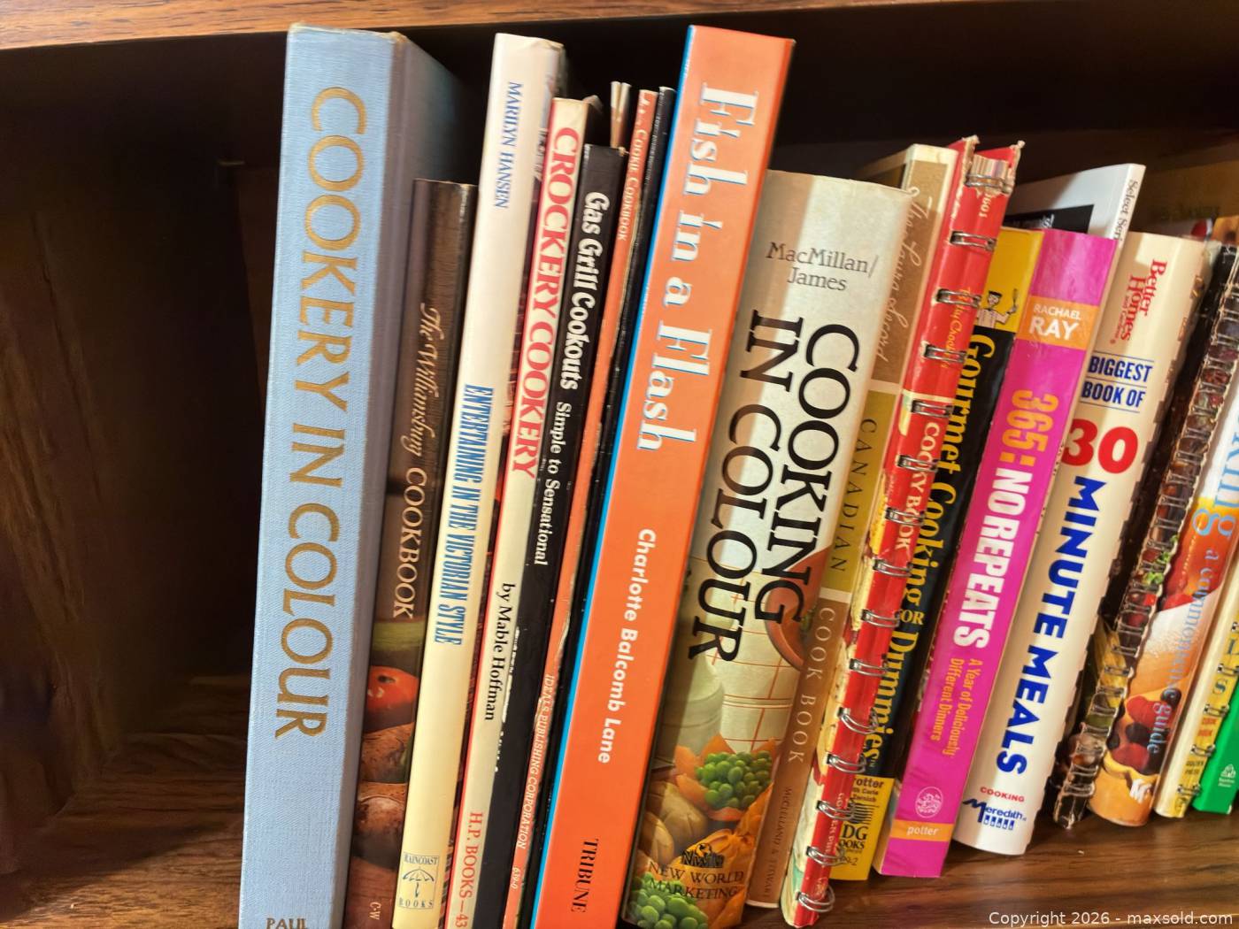 Cookbook lot approximately 28 books | Maxsold