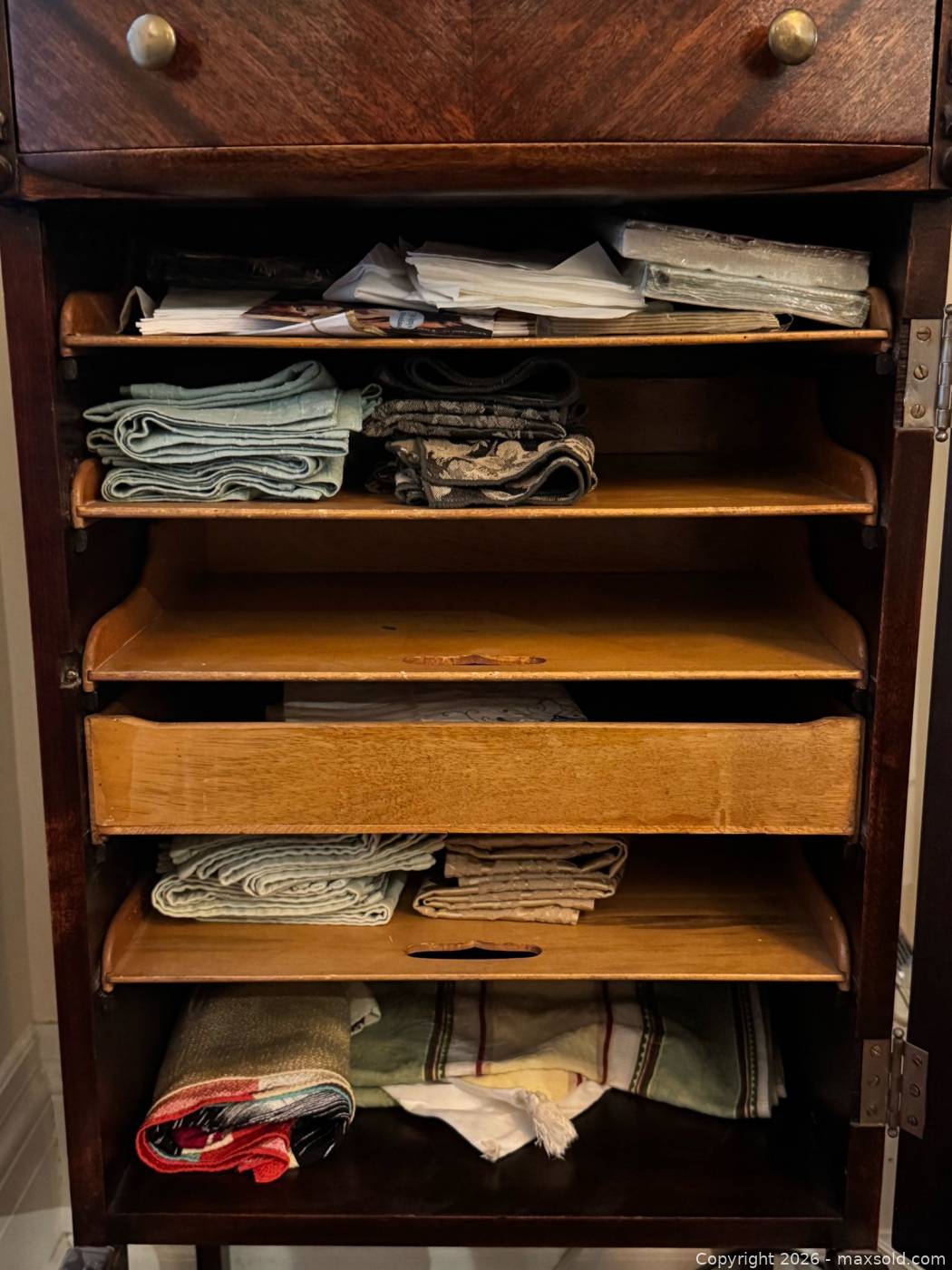 Mahogany stained sheet music cabinet | Maxsold