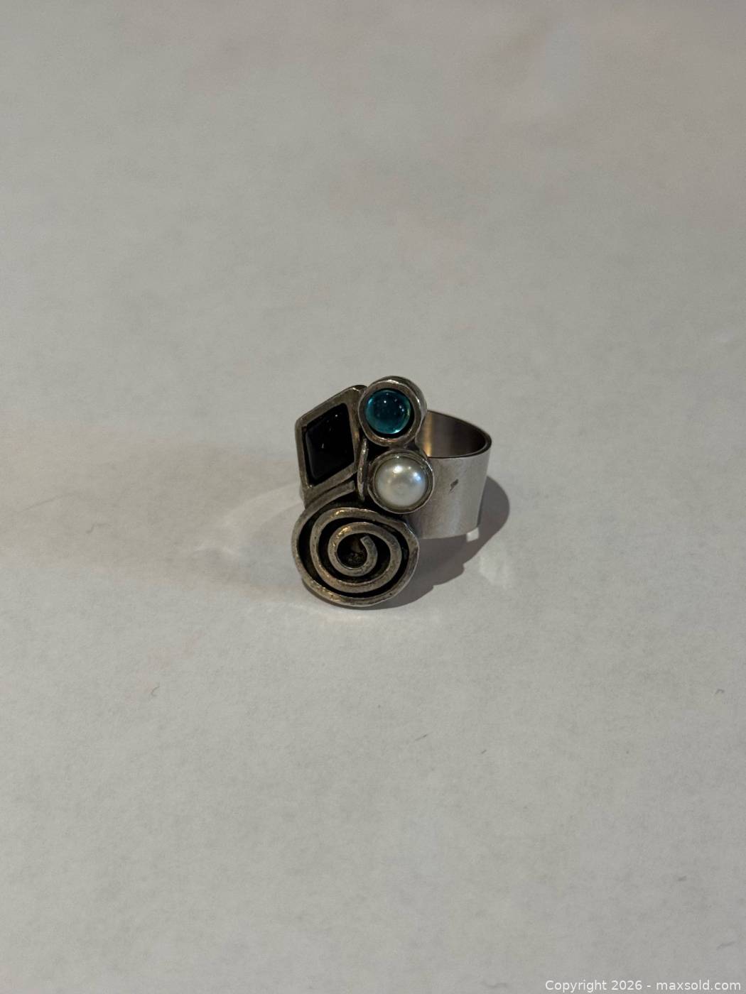 Christine Philippe modernist sterling ring | Maxsold