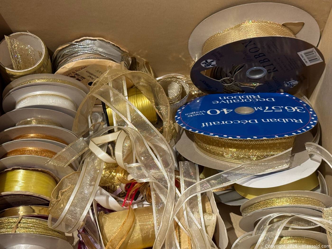 Large lot lace, decorative ribbons, trims | Maxsold