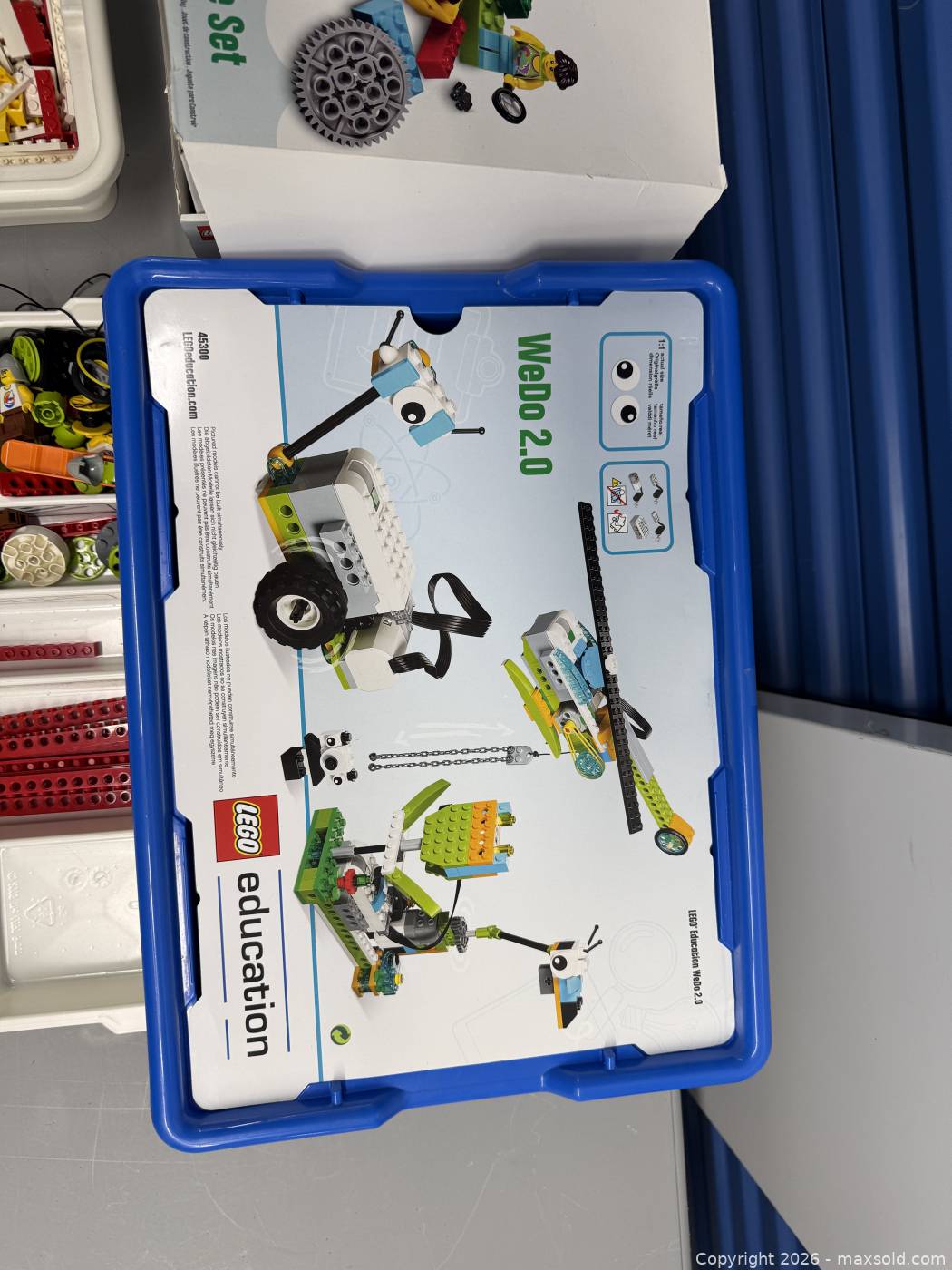 LEGO Education WeDo 2.0 & Aqua Adventure sets with storage | Maxsold