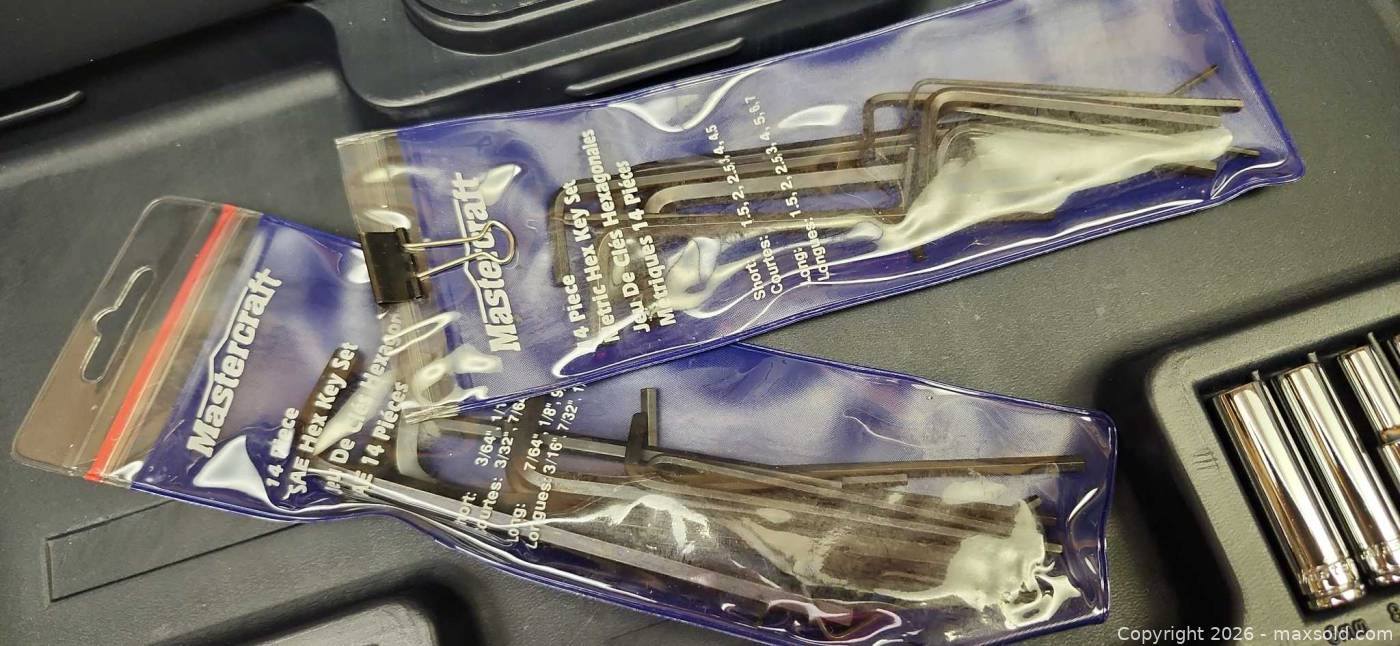 Mastercraft socket and wrench set | Maxsold