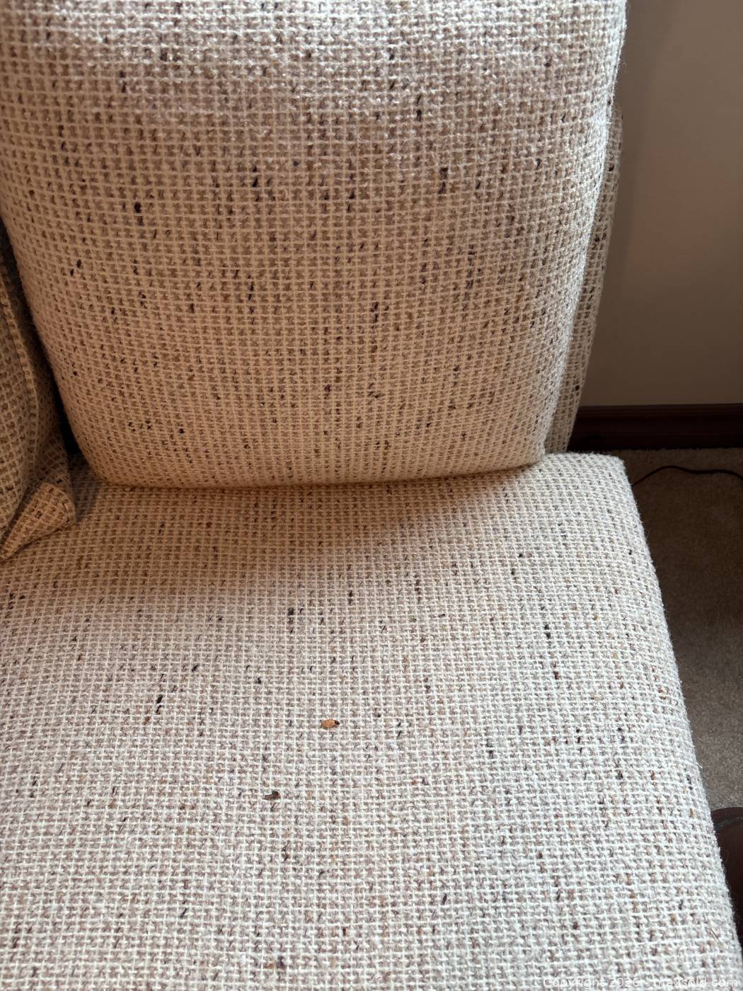 Vintage beige fabric sectional sofa | Maxsold