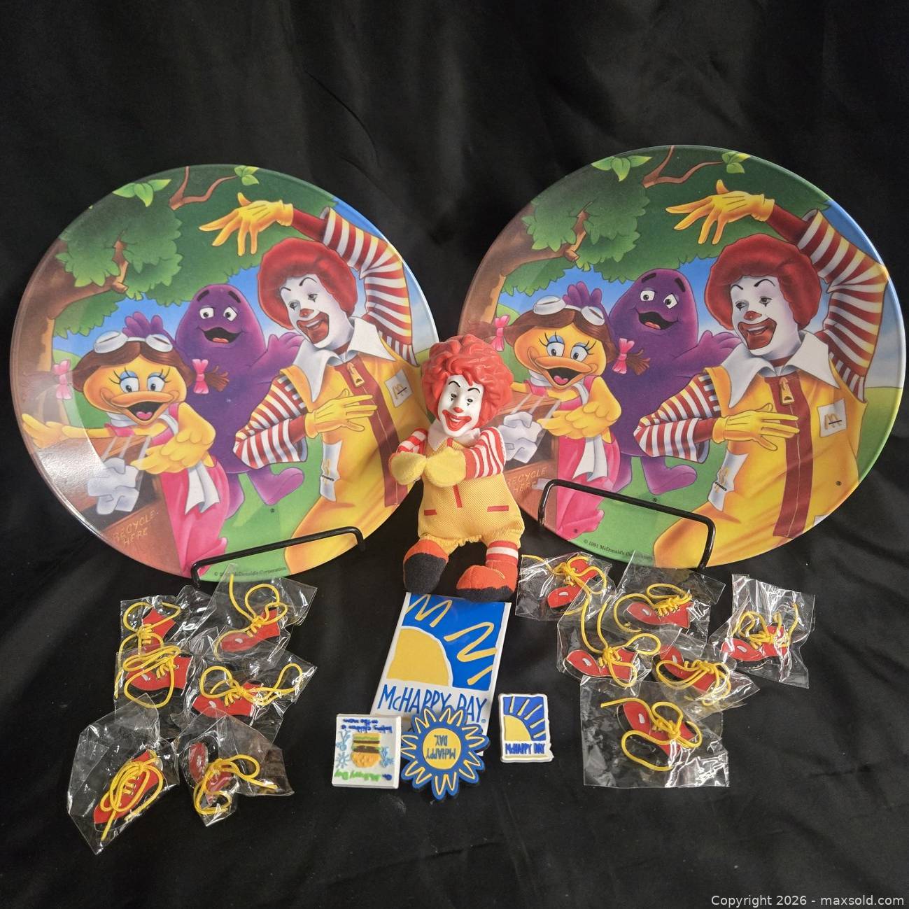 McDonald’s McHappy Day plates plush pins 1998 | Maxsold