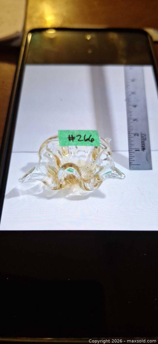 Vintage 2.5" light amber hand-blown glass basket | Maxsold