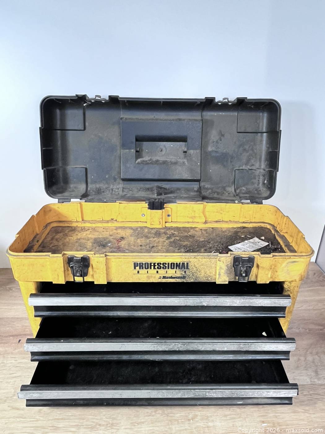 Mastercraft Professional Series 3-Drawer Tool Box | Maxsold
