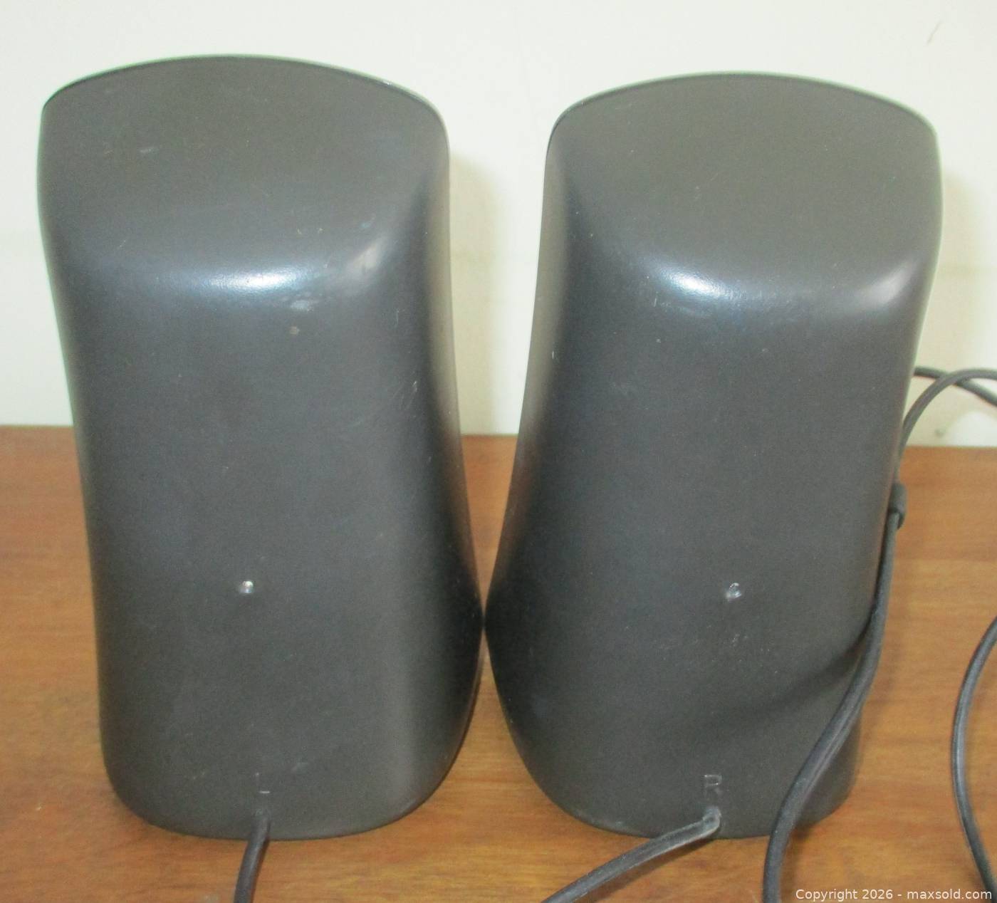 Logitech wired desktop stereo speakers | Maxsold