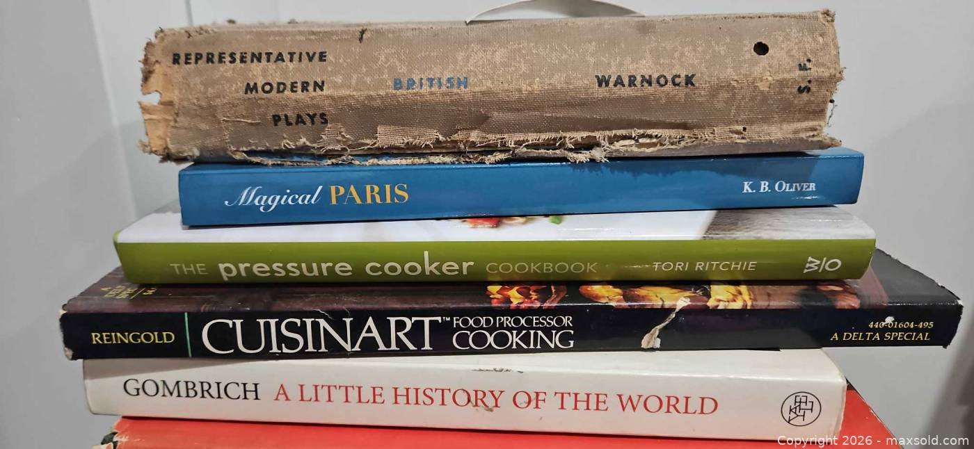 Art, Hotel Design, Decorating & Cookbooks | Maxsold