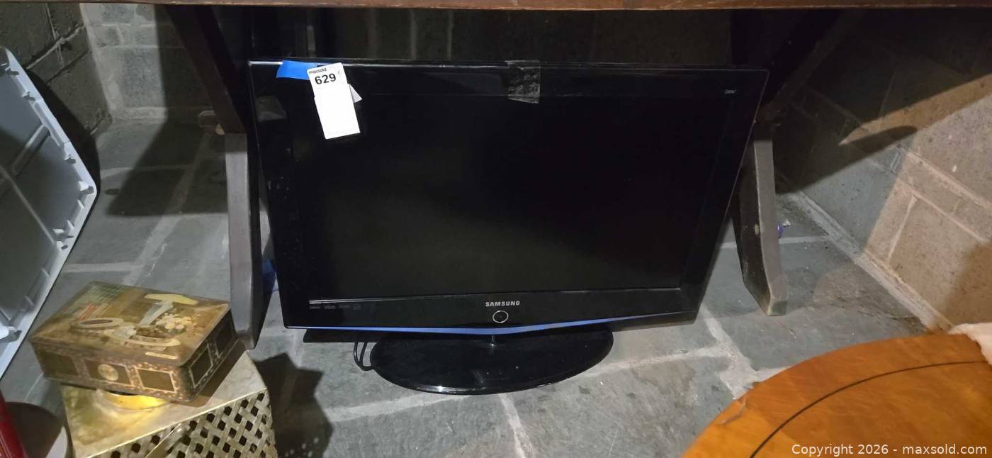 Samsung 32-inch TV no remote | Maxsold