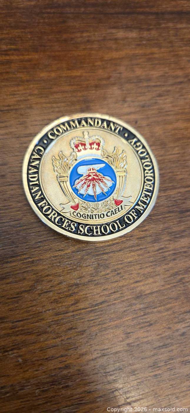 Commandant’s Canadian Forces School of Meteorology challenge coin | Maxsold