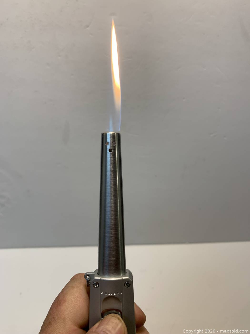 Long-reach butane torch lighter | Maxsold