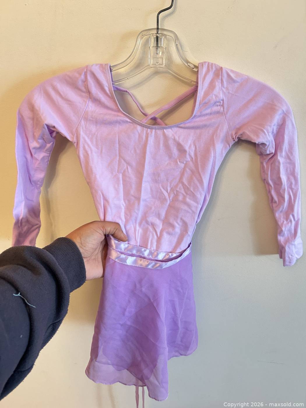 Girl's lavender ballet leotard with chiffon skirt | Maxsold
