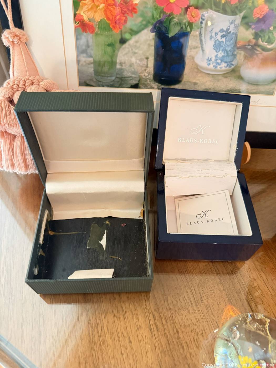 Ivy Leaf Double Table Lamp, Art Prints, Gucci Box And Décor | Maxsold