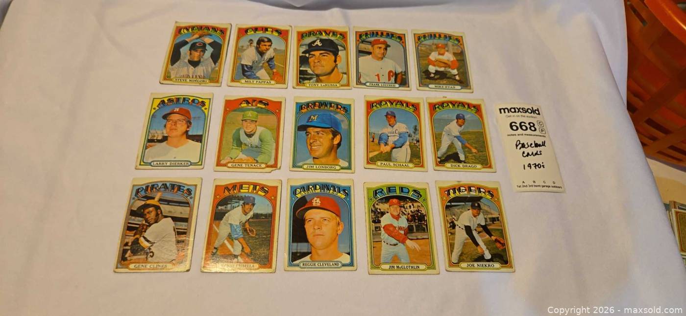 18 early-1970s Topps baseball cards | Maxsold