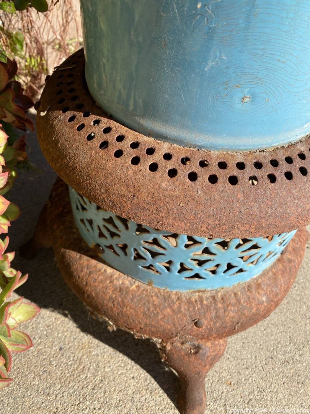 Perfection kerosene heater, 23 in | Maxsold