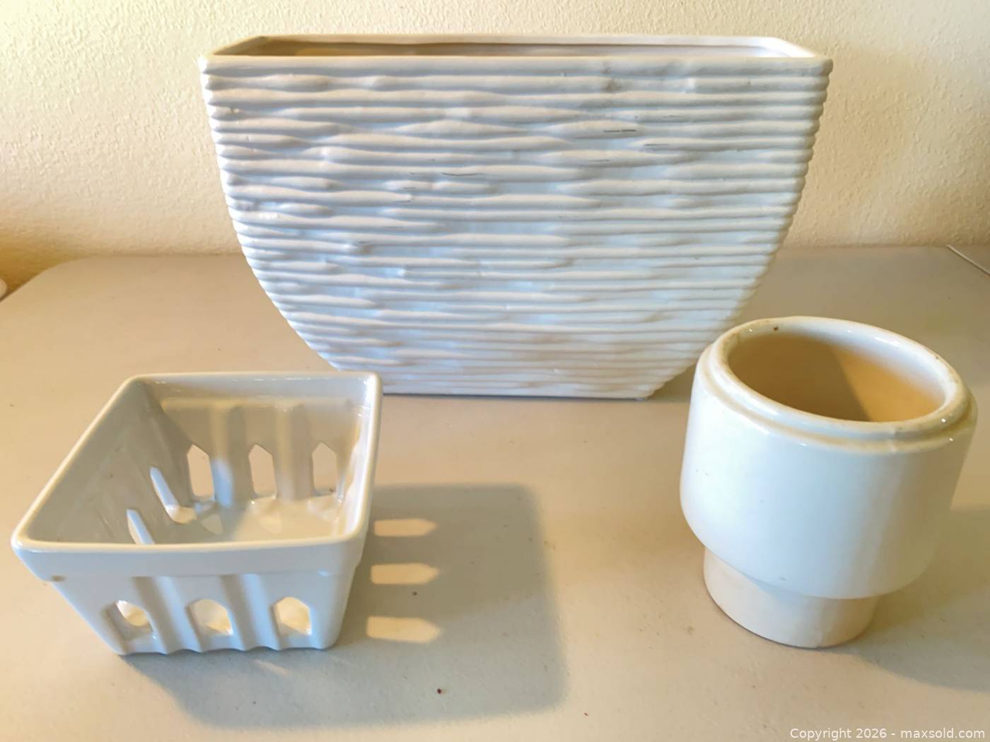White textured planter, World Market ceramic basket, Porcelier vitreous ...