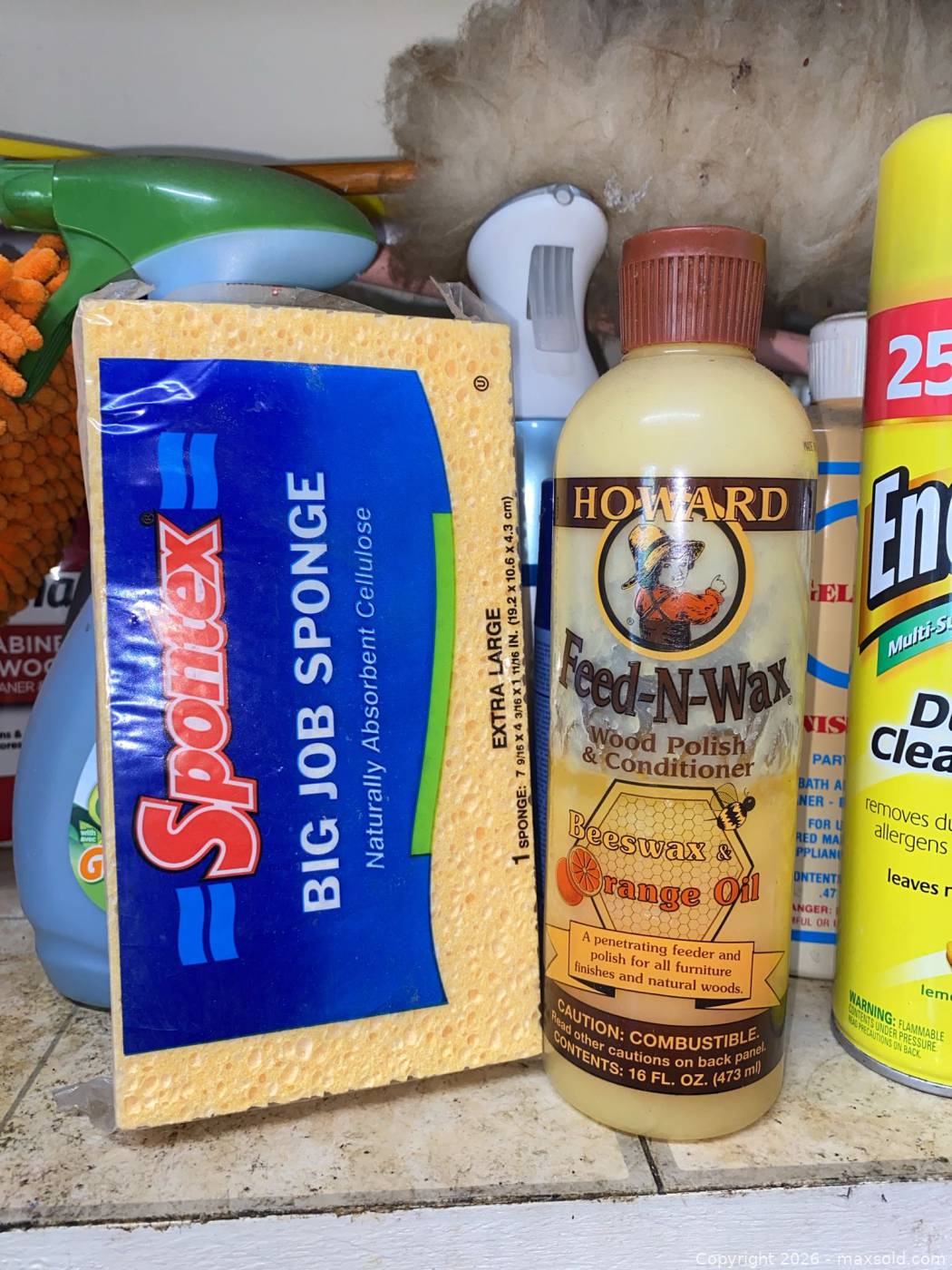 Cleaning supplies assortment | Maxsold