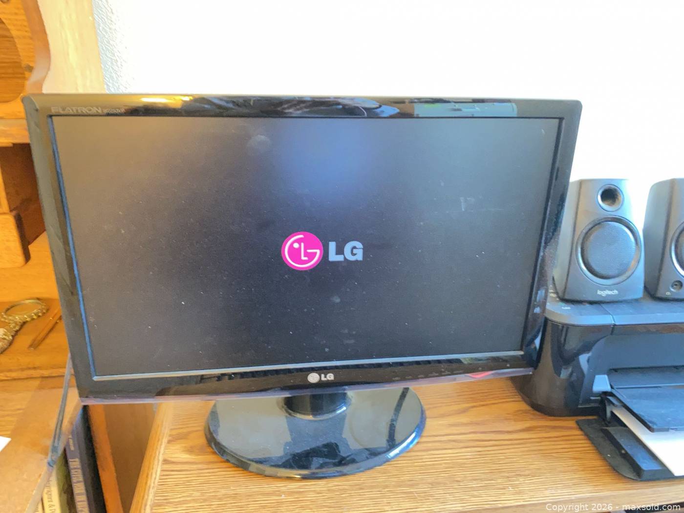 LG LCD monitor, Canon printer, Logitech peripherals | Maxsold