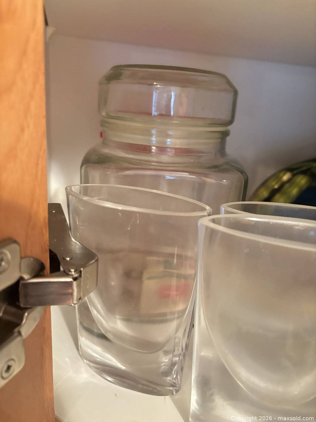 Measuring cup, double-wall tumblers, glass jars, food cover, jello mold ...
