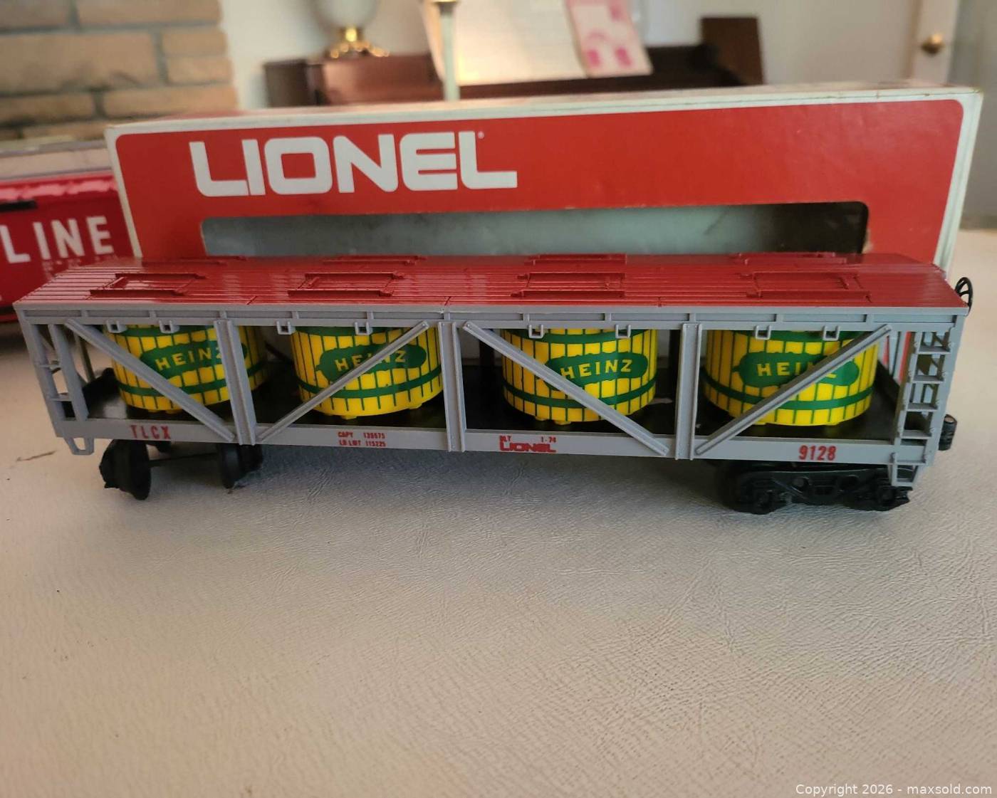 Lionel O Gauge Train Cars, 4 | Maxsold