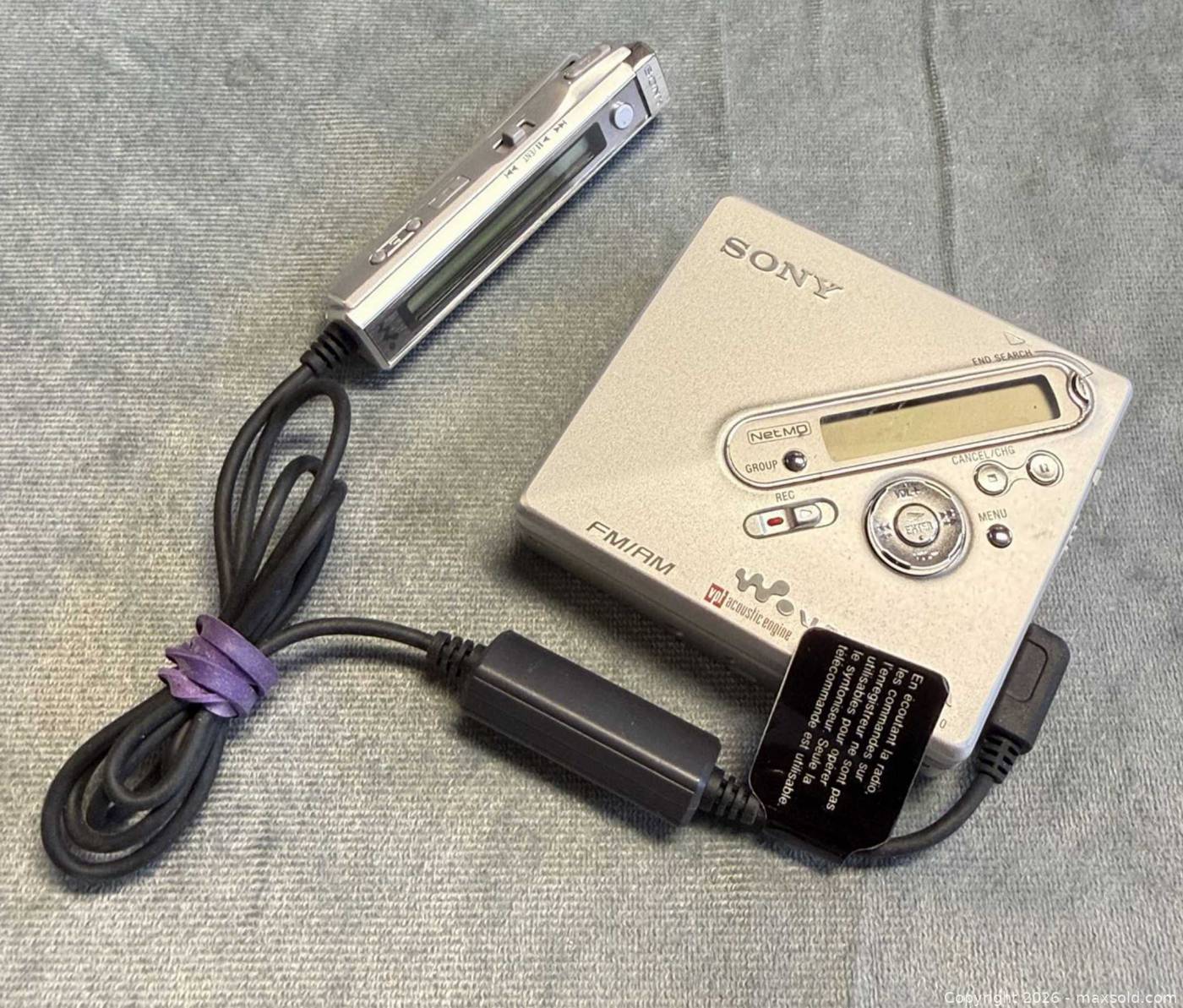 Sony MZ-NF810 NetMD Walkman MiniDisc Recorder With Remote | Maxsold