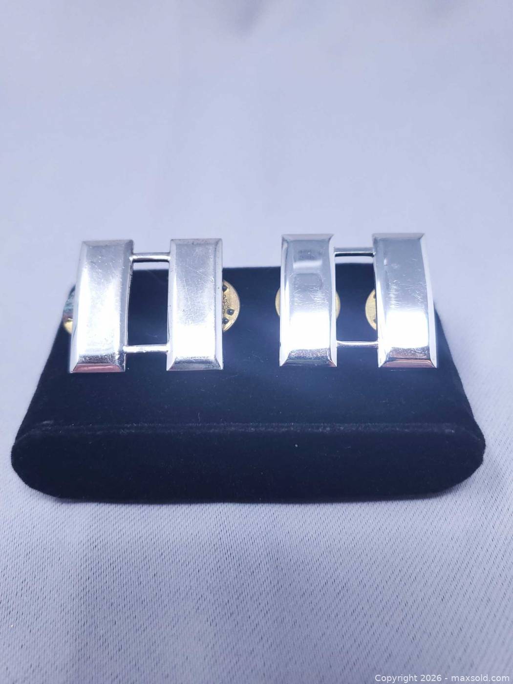 Military Captain Rank Insignia Bars Pair | Maxsold