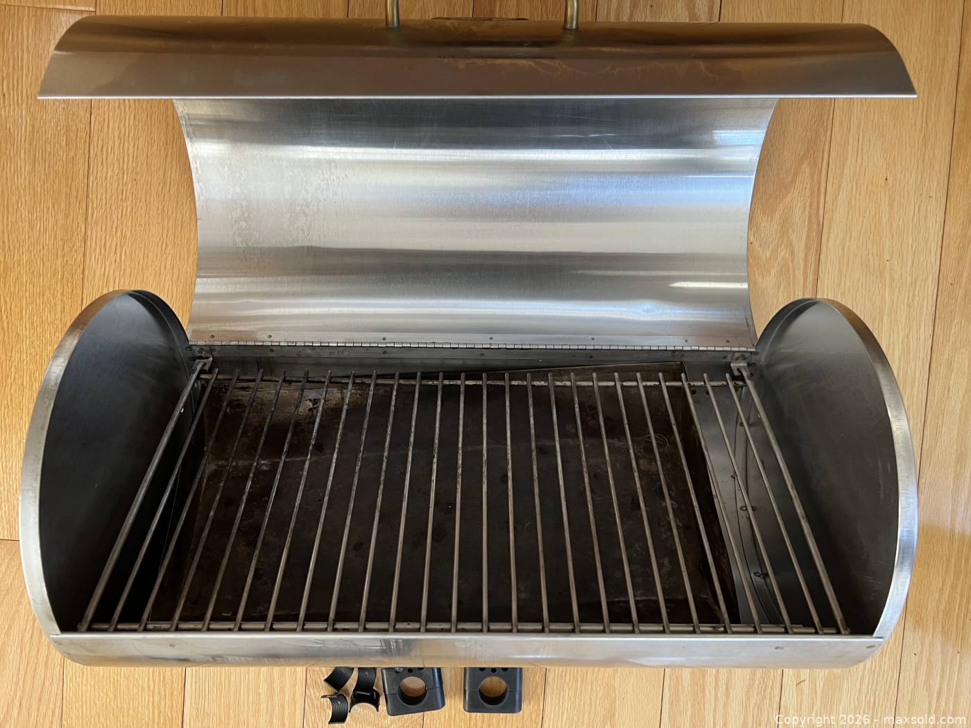 Force 10 stainless marine charcoal BBQ | Maxsold