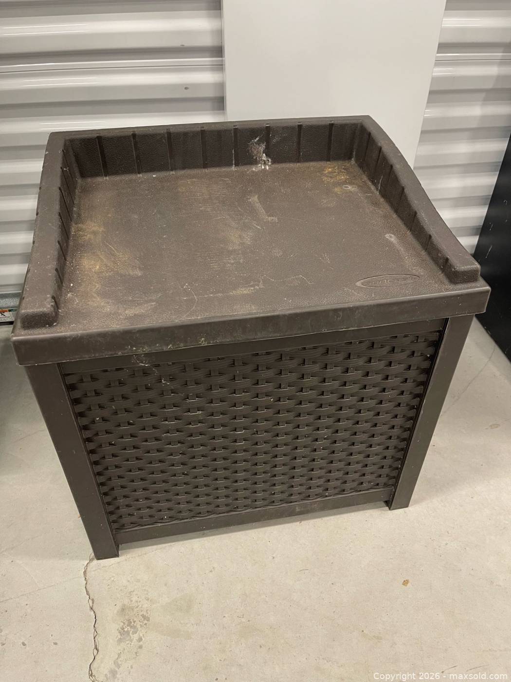 Brown Resin Outdoor Storage Box 22x22" | Maxsold