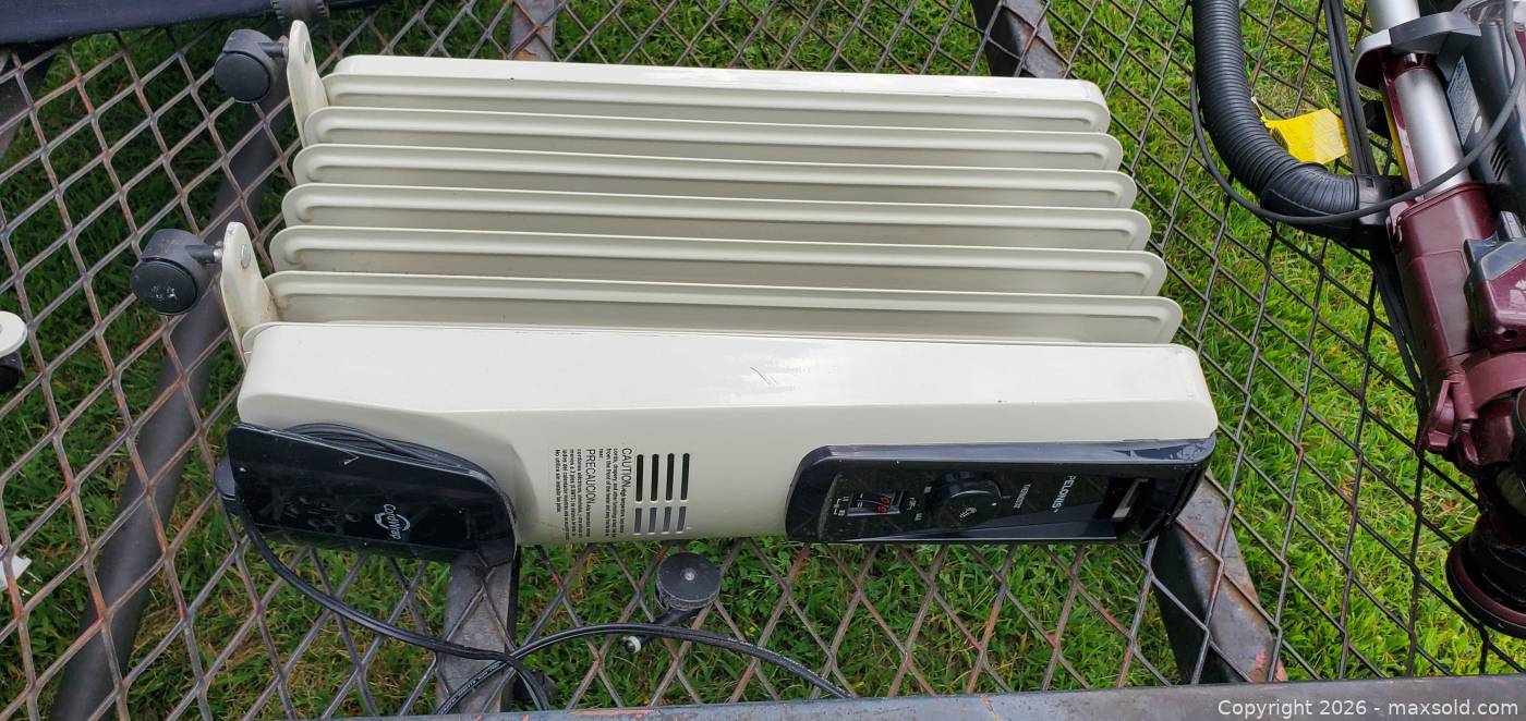 Pelonis HO-15TC 1500W oil-filled radiator heater | Maxsold