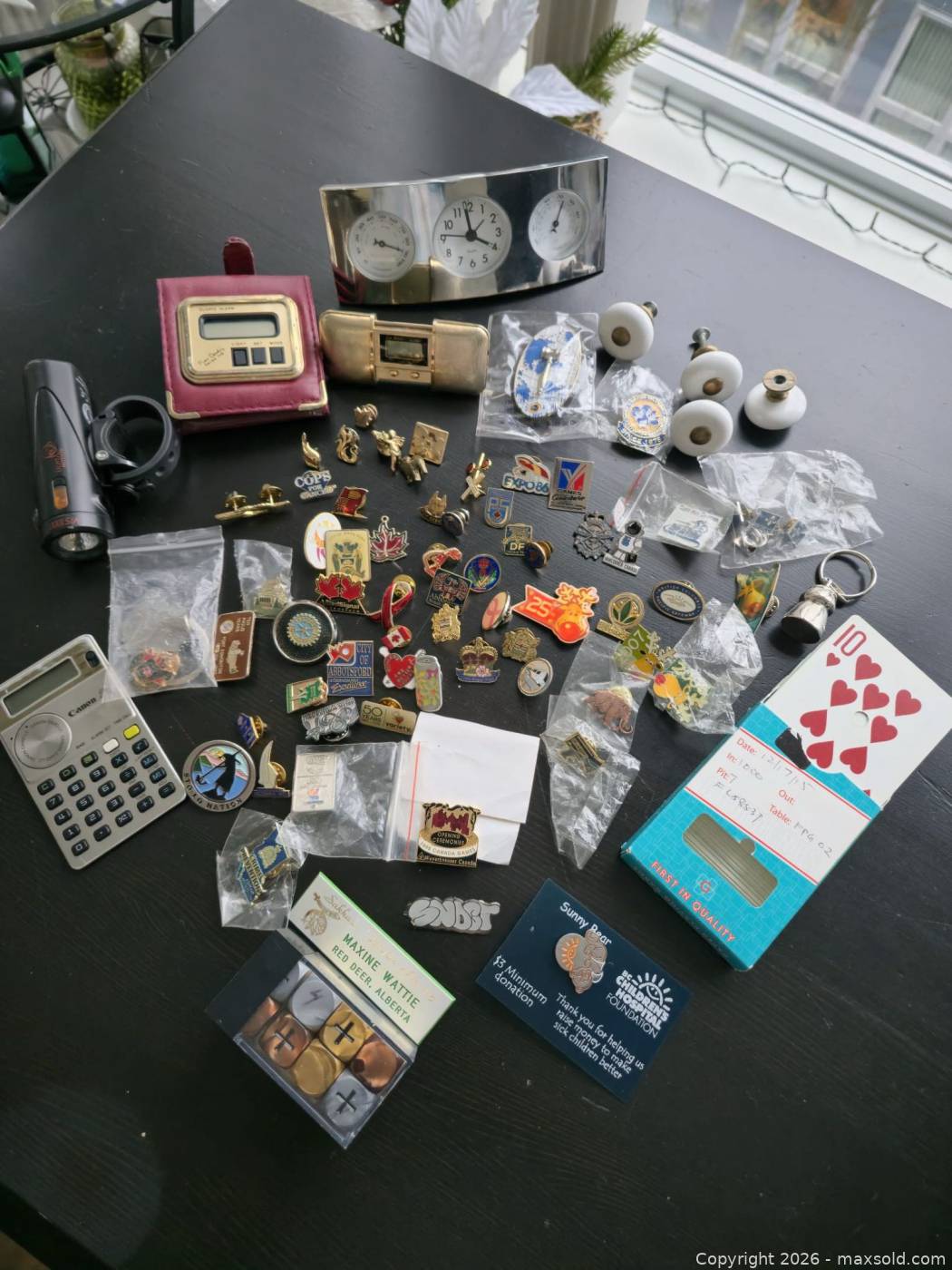 Vintage pins badges clocks calculator lot | Maxsold