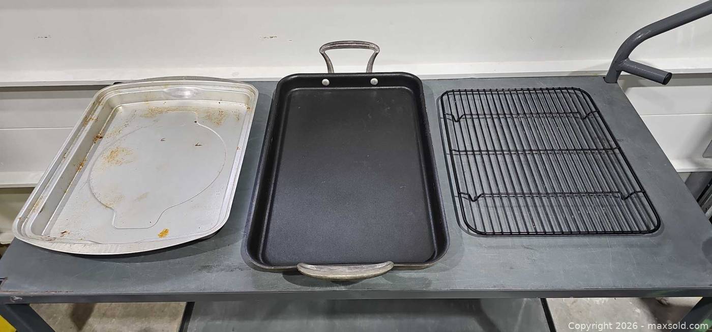 Nordic Ware roasting pan, nonstick griddle pan, wire cooling rack | Maxsold