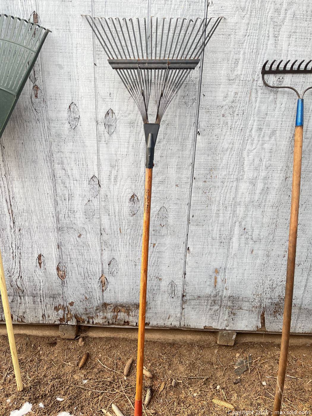 Lot of 6 Long-Handled Garden Tools | Maxsold