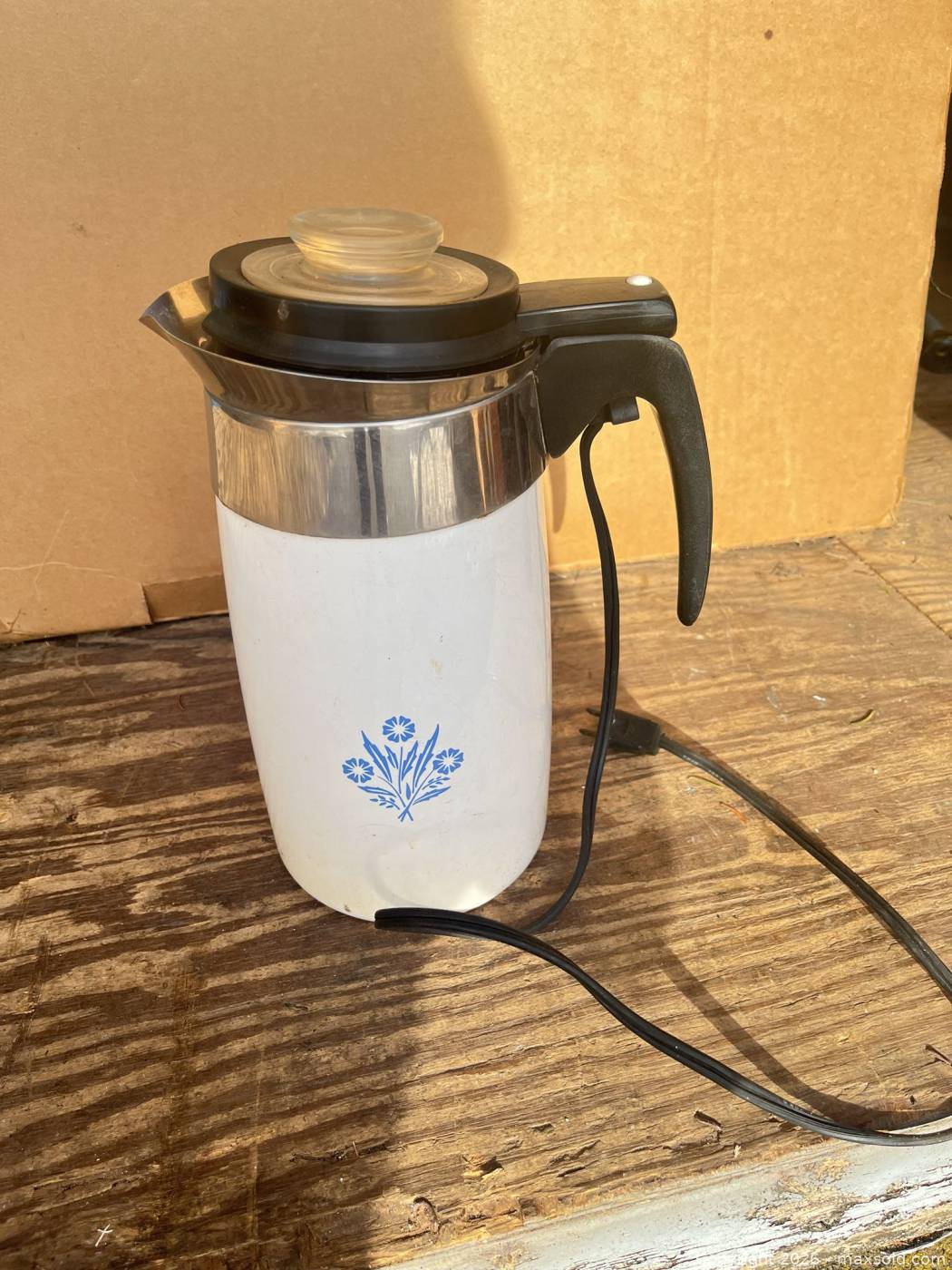Vintage Corning Electric Percolator Coffee Pot | Maxsold