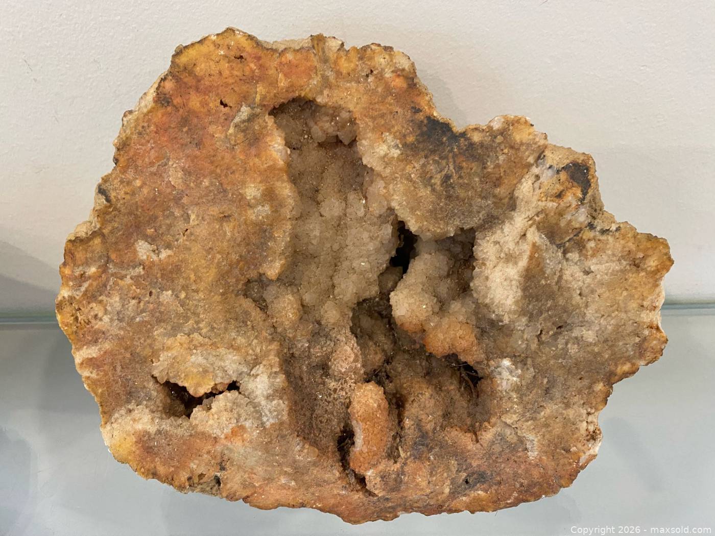 Geode with internal quartz crystals | Maxsold