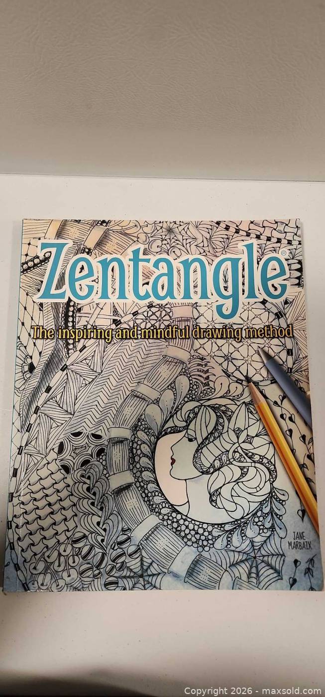 Zentangle drawing method book with tiles | Maxsold