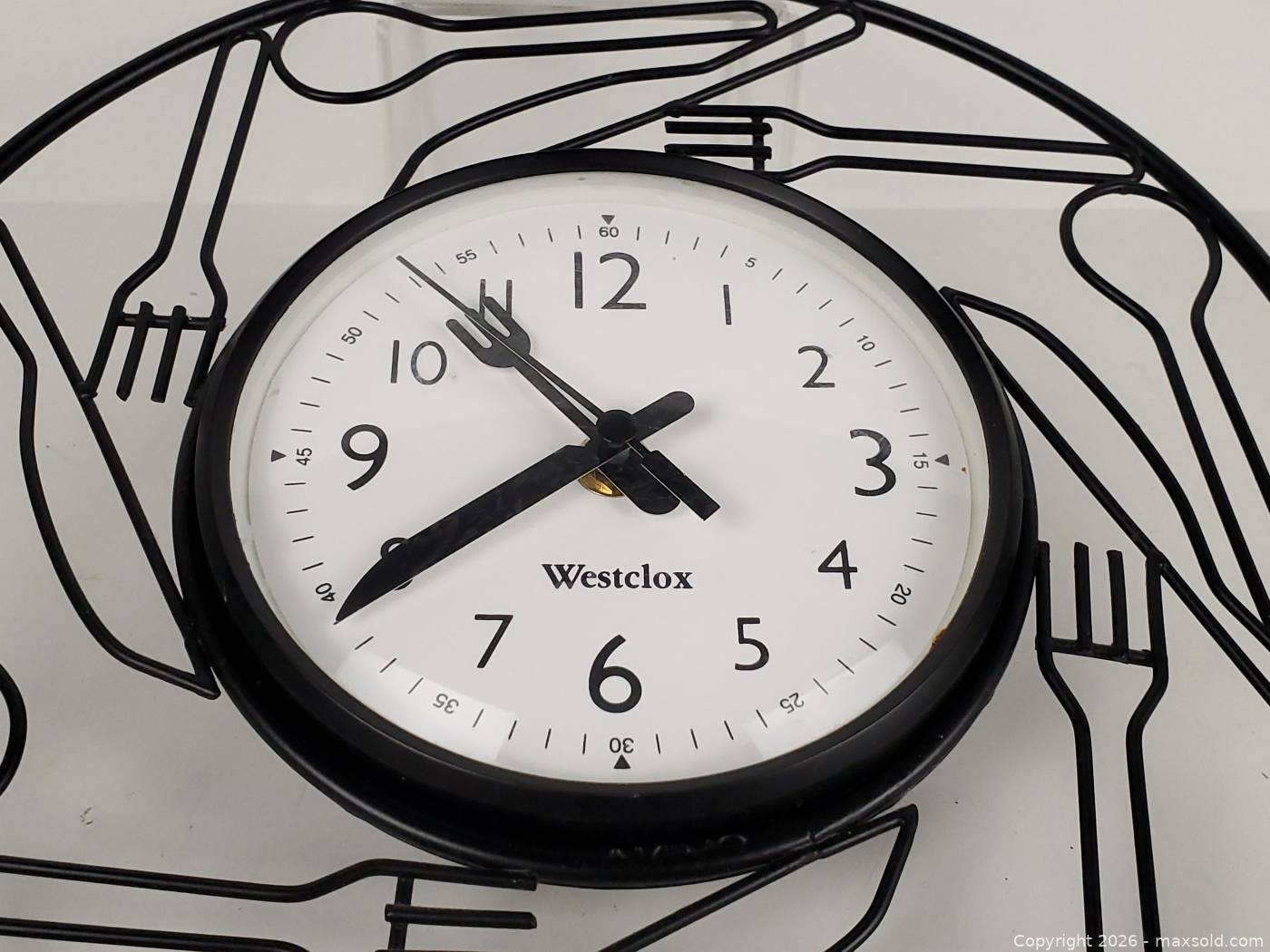 Westclox cutlery wall clock | Maxsold