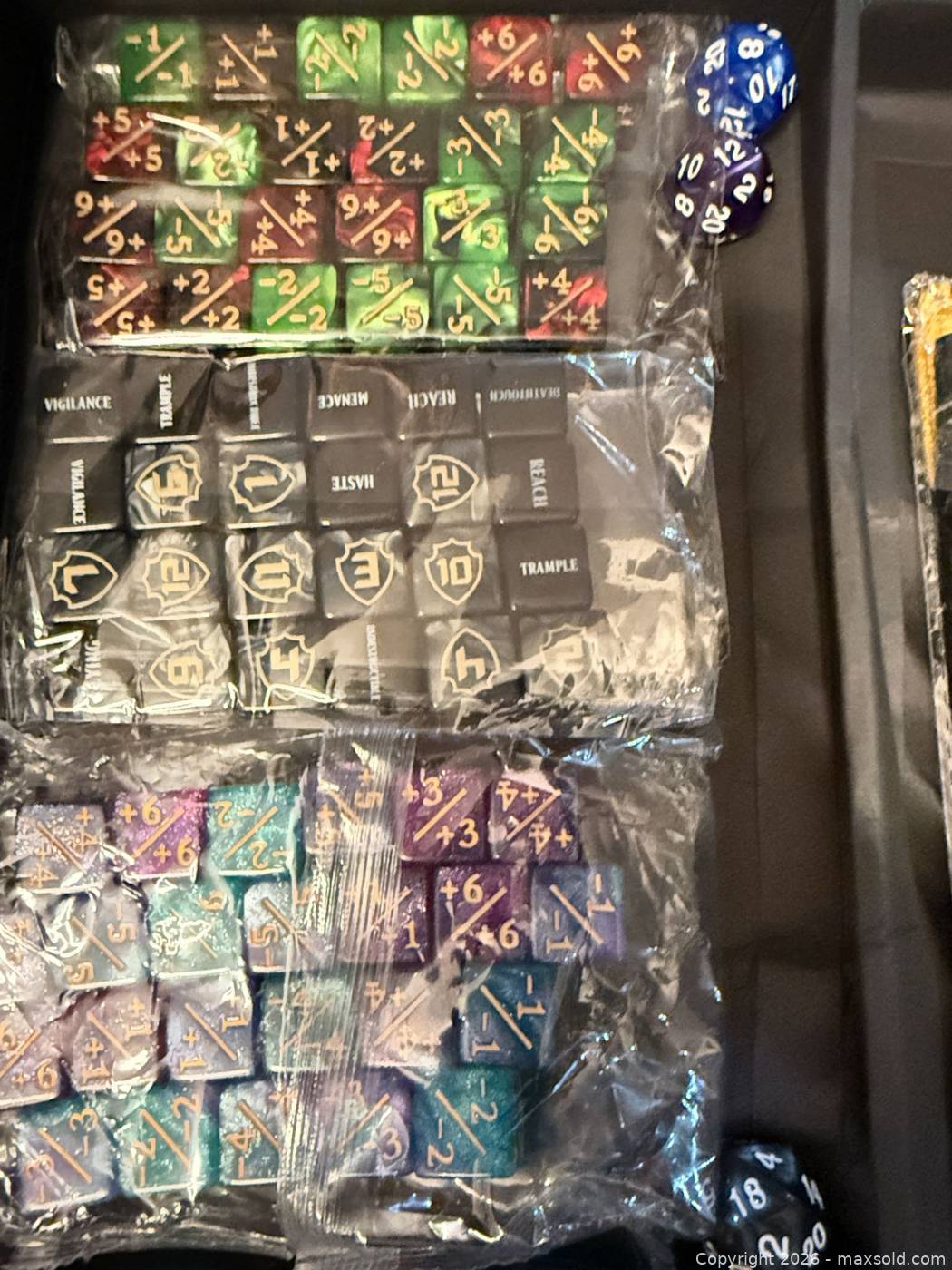 BLKSMITH 24-Ounce Beer Horn & RPG Dice Collection | Maxsold