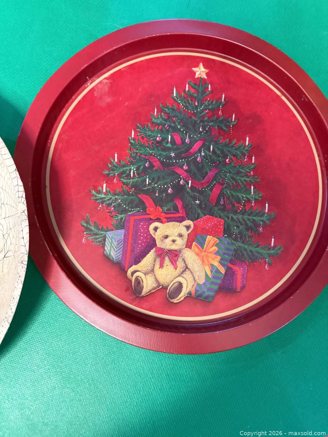 3 decorative round trays snowman christmas skull | Maxsold
