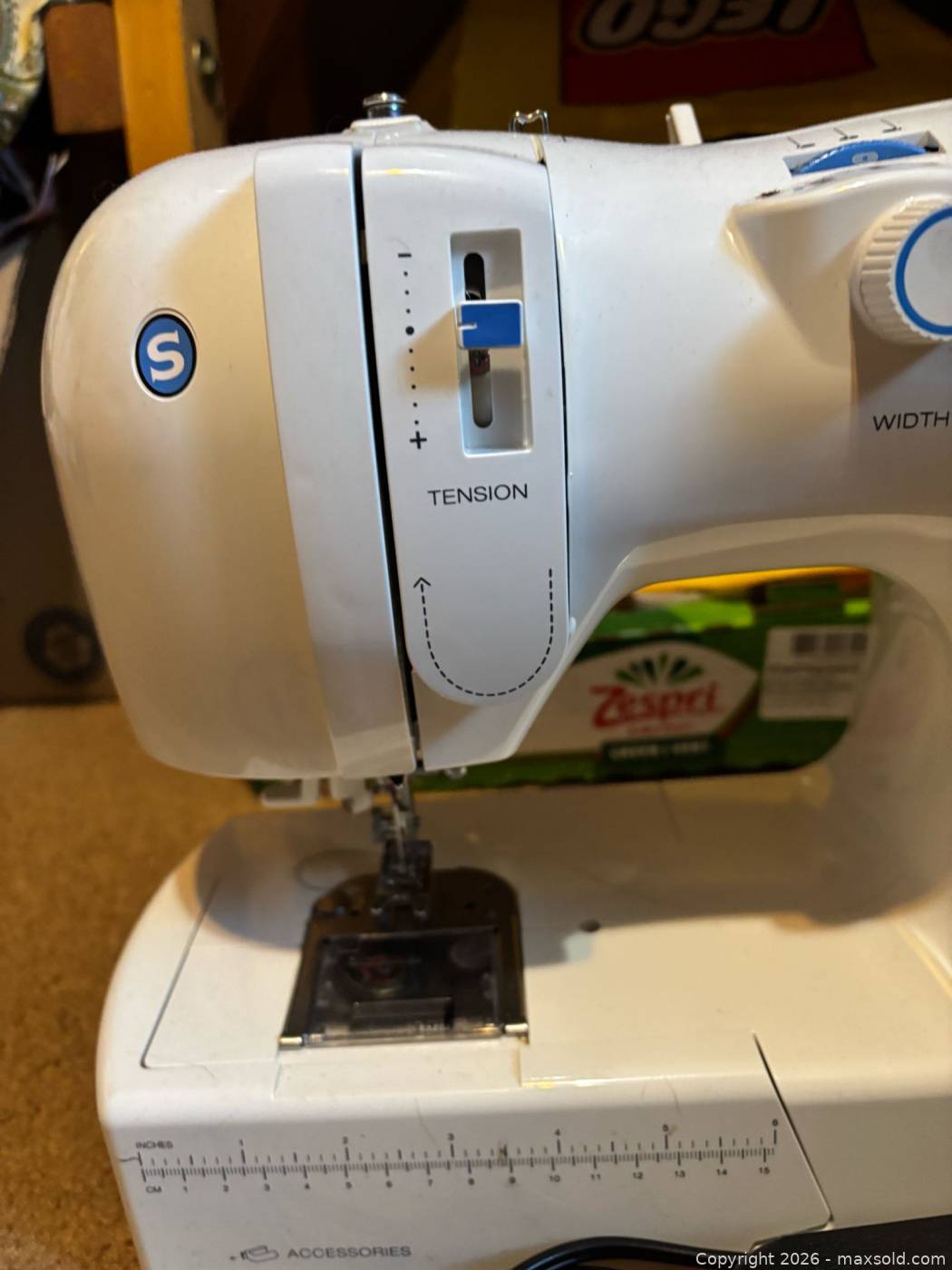 Singer Inspiration mechanical sewing machine | Maxsold