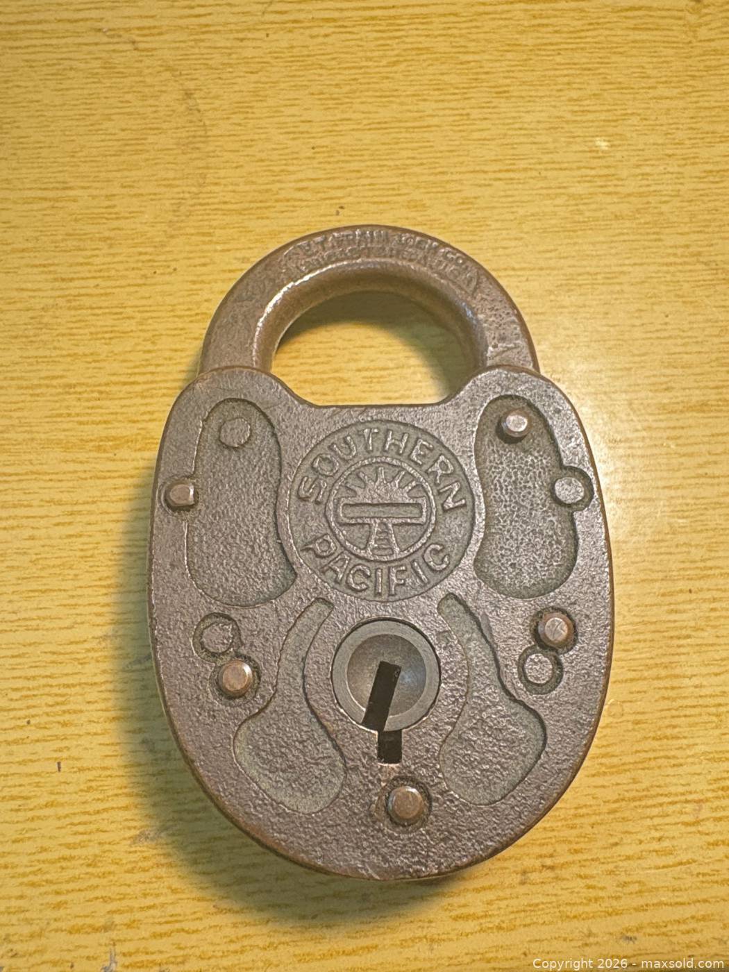 Southern Pacific Railroad Padlock | Maxsold
