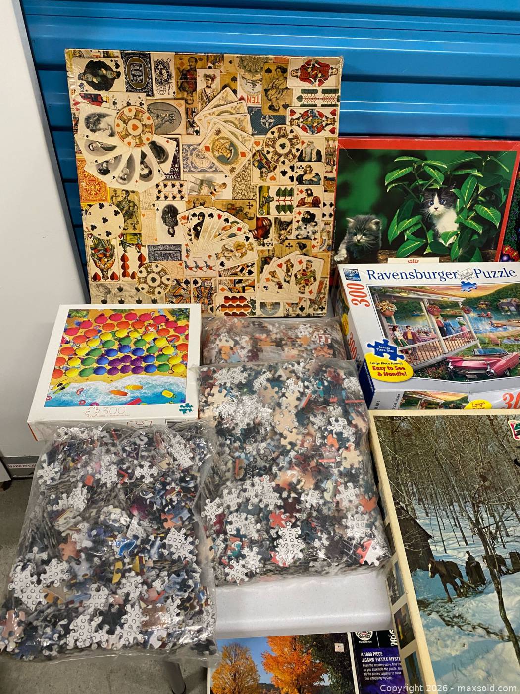 Large mixed lot of jigsaw puzzles 300-1000 pc | Maxsold