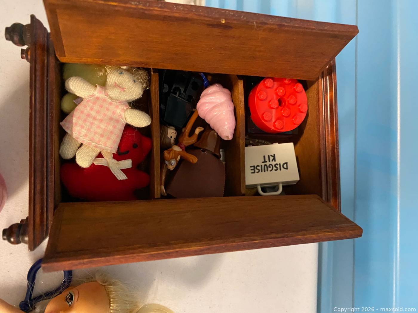 Mixed toy lot Barbie dolls Hello Kitty & bricks | Maxsold