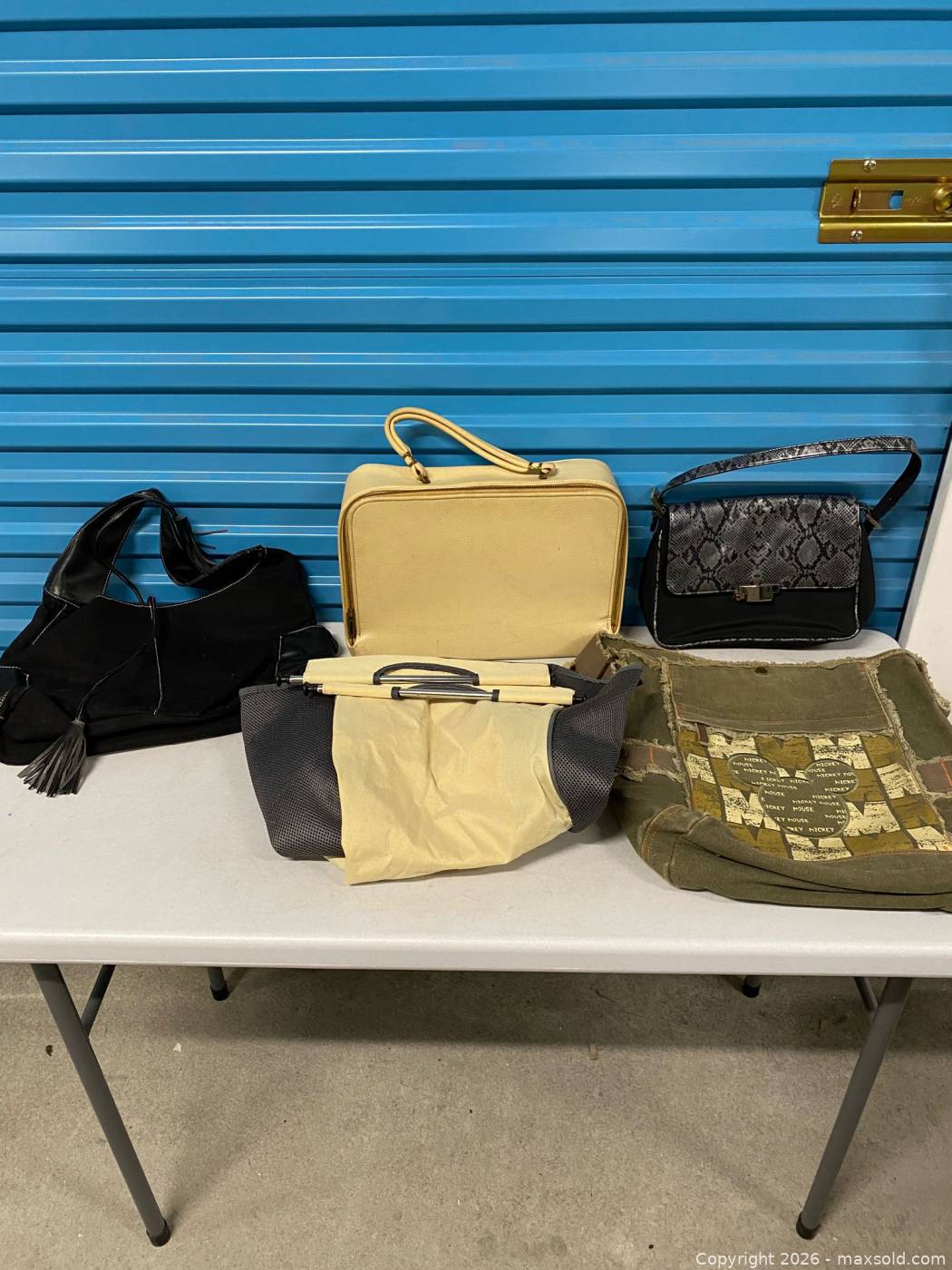 Vintage & Modern Bag Assortment | Maxsold