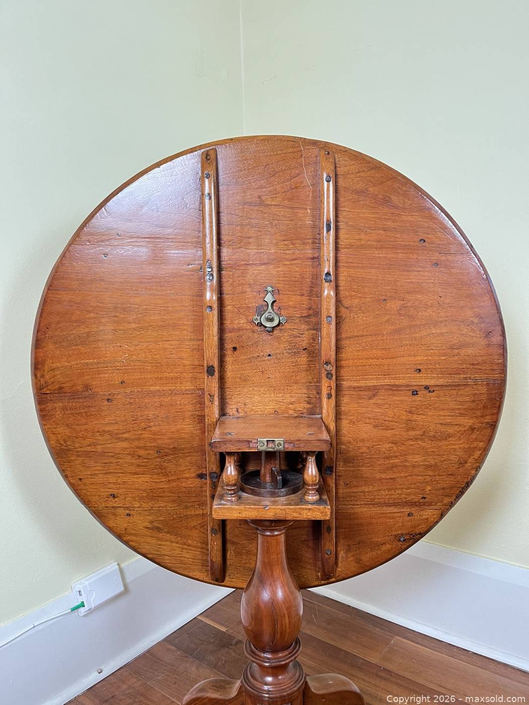 18th Century Mahogany Tilt-Top Table | Maxsold