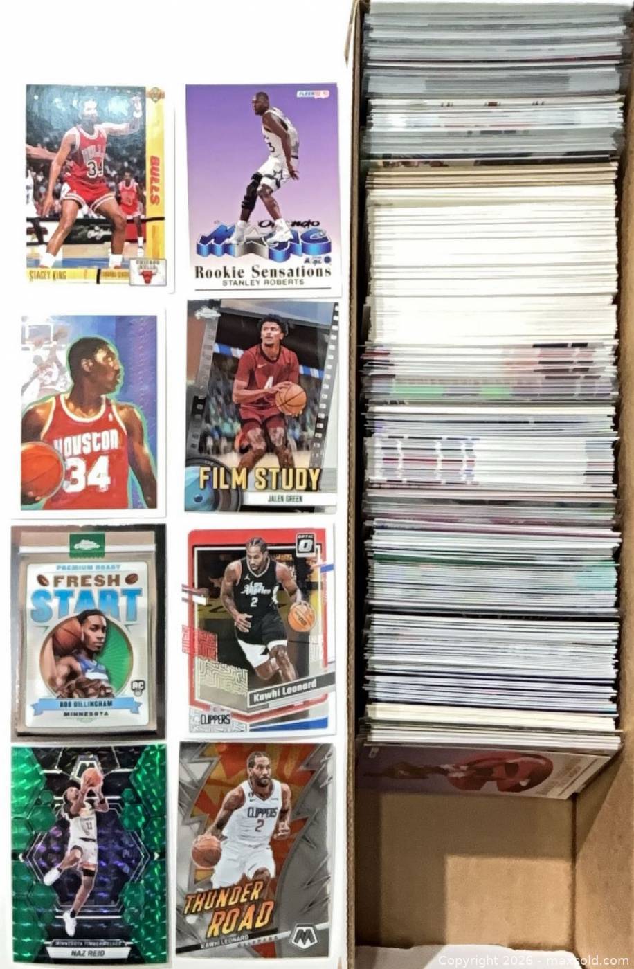 Mixed NBA basketball trading cards 300-500 | Maxsold