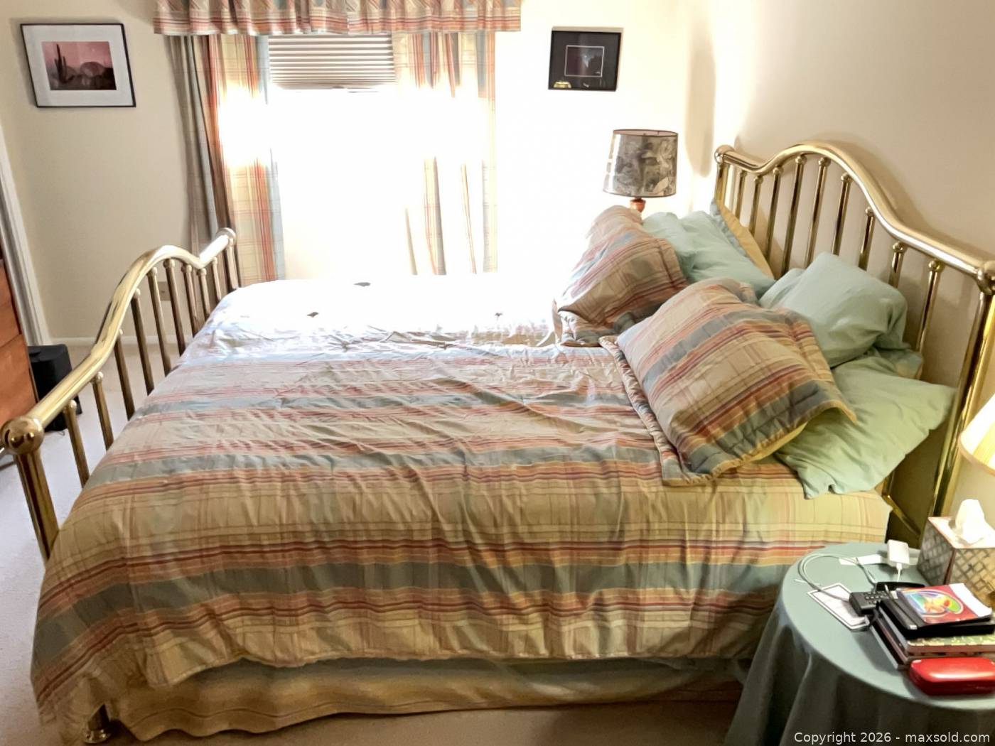 Sleep Number king brass-plated adjustable bed | Maxsold