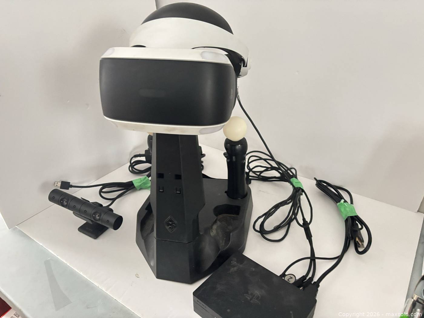 Sony PlayStation VR bundle with Move controllers, camera, stand | Maxsold